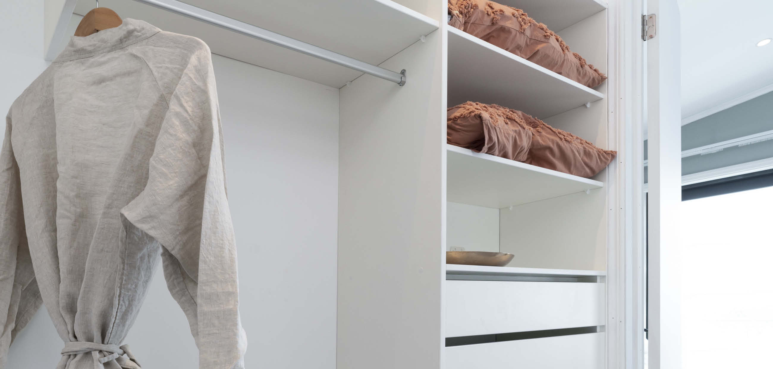 PlaceMakers Custom Walk-in Wardrobe | PlaceMakers NZ